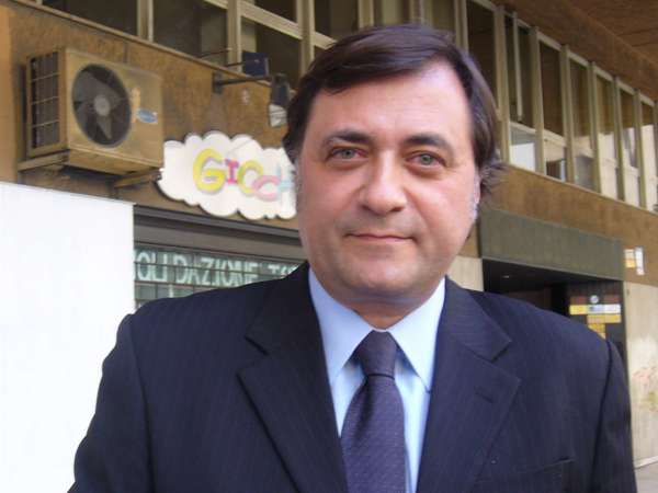 Plauso alla scelta di Tajani candidato premier, Scoma: "Italia potrà ...