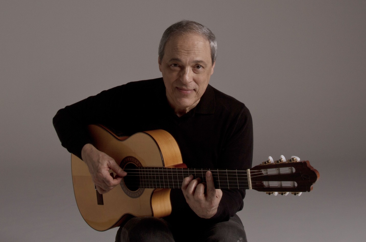 Toquinho festeggia cinquant'anni di carriera, unica tappa in Sicilia il ...