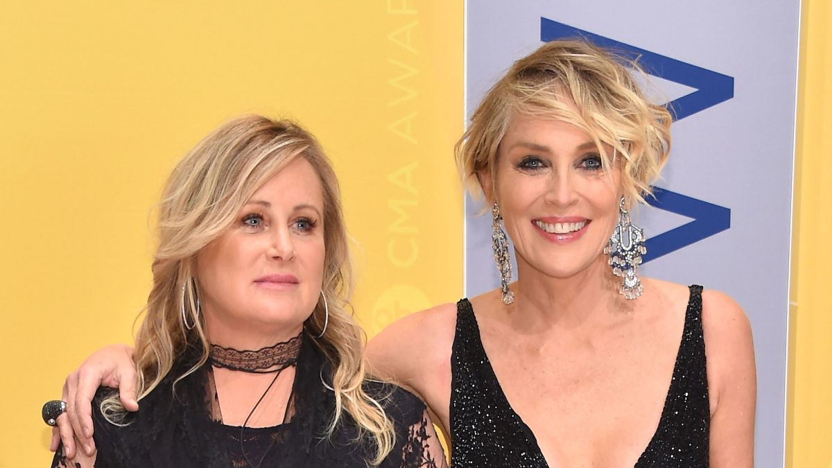 "Mia sorella sta lottando contro il Covid19 ed è colpa di uno di voi ...