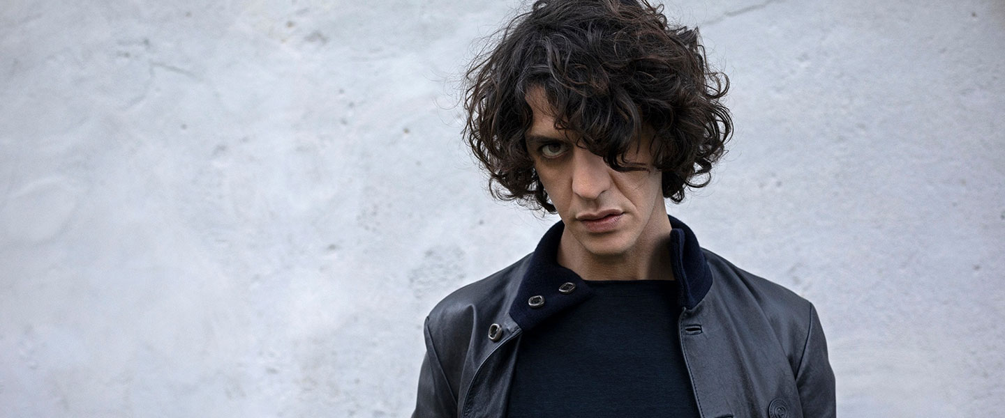 Motta è tornato con il terzo album: “Semplice” - BlogSicilia - Ultime ...