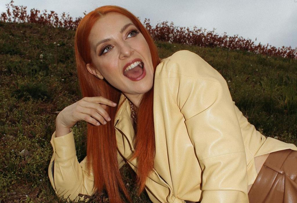 Noemi: Metamorfosi è disco d'oro con "Glicine" - BlogSicilia - Ultime ...