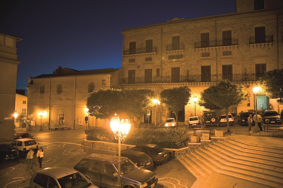 Cinque sindaci già eletti, superato il quorum a Valledolmo, Letojanni ...