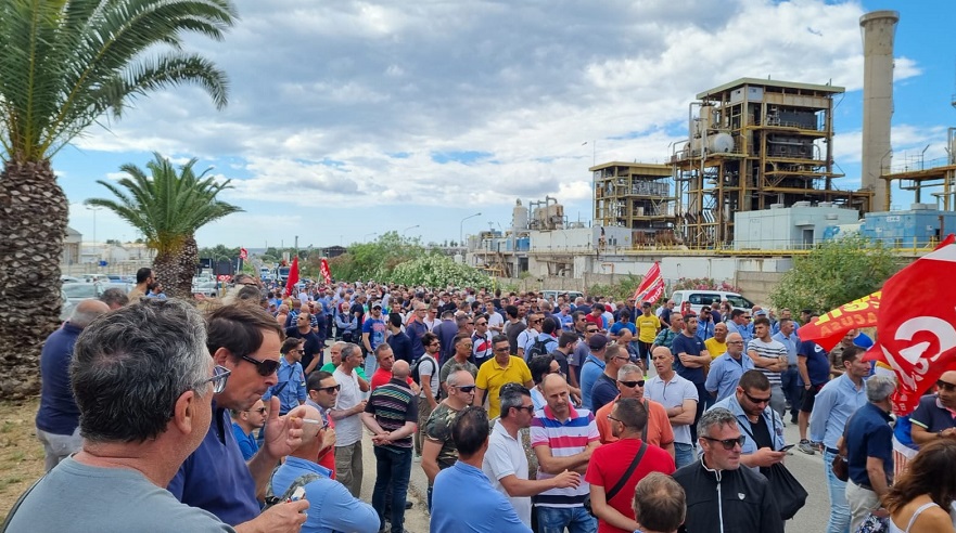 Eni chiude a Priolo, Cgil, "effetto domino su Petrolchimico, scelta ...