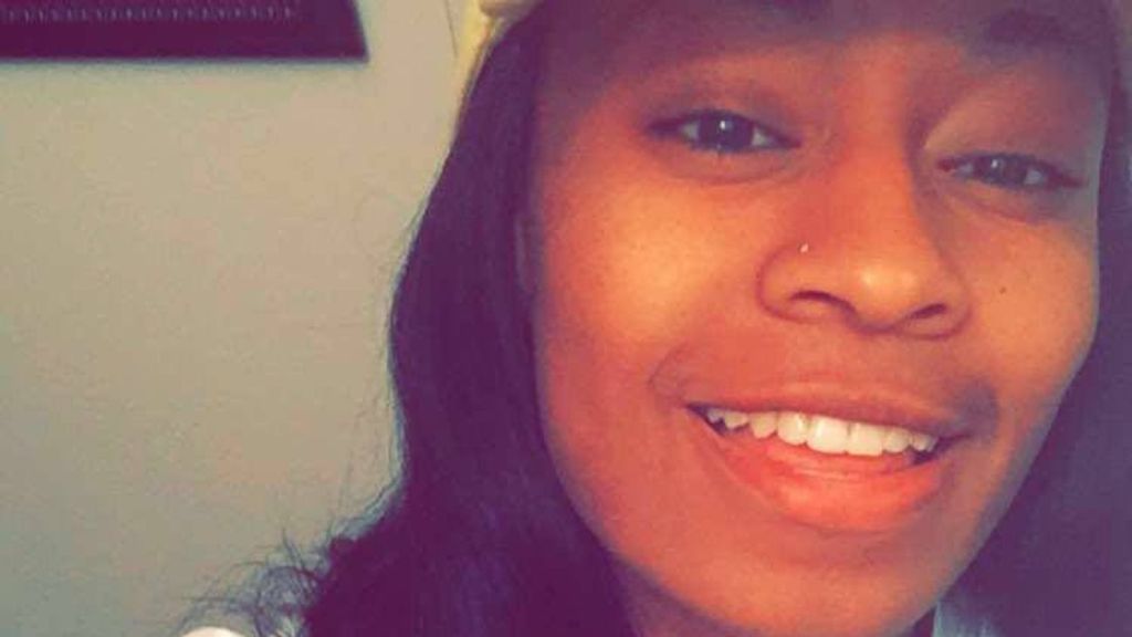 I capelli s'impigliano nel nastro dei bagagli, ragazza muore in aeroporto