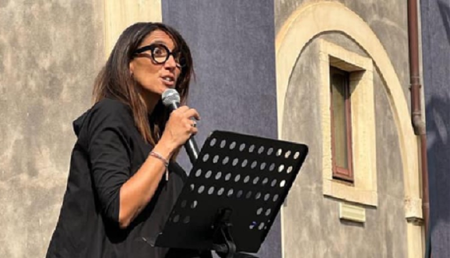 La tangente all'ex assessora di FdI, nelle intercettazioni le pressioni ...