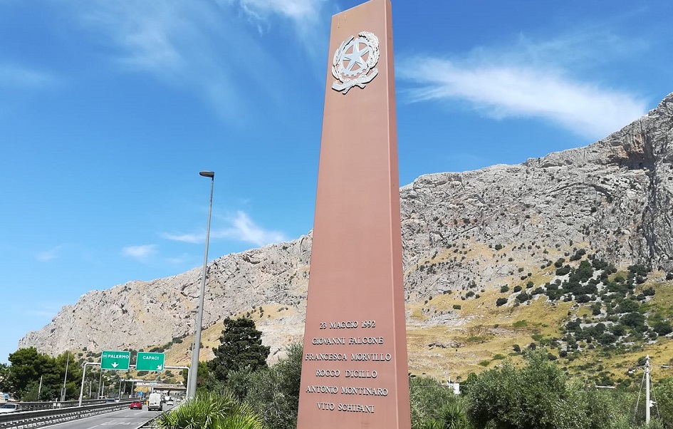 Visita commissione Ue, tra le tappe l’omaggio a Giovanni Falcone