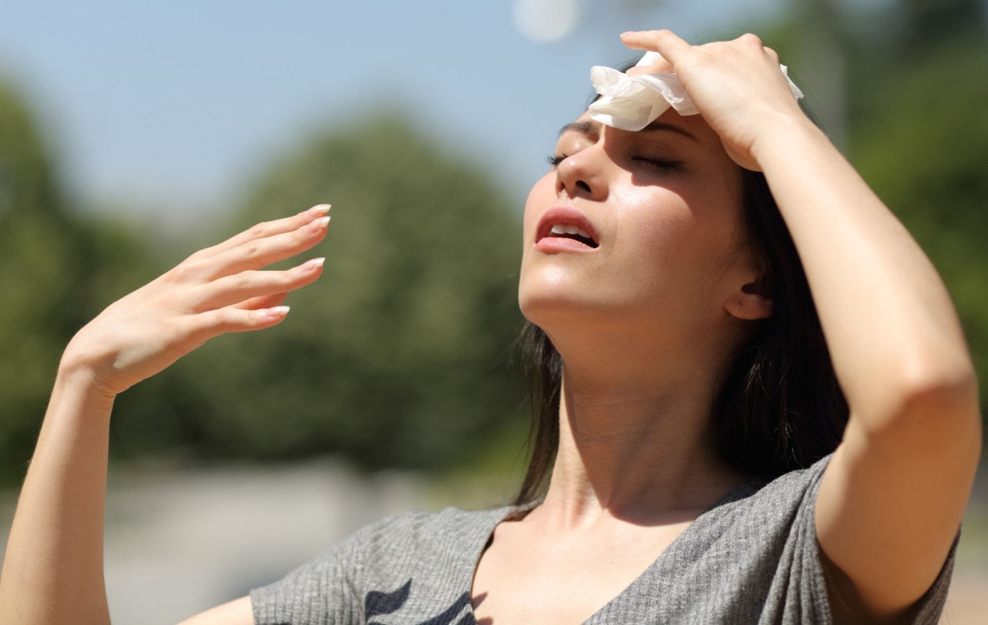 Grande caldo in Sicilia, a Paternò toccati i 45,7 gradi, domani allerta rossa in sei province ...