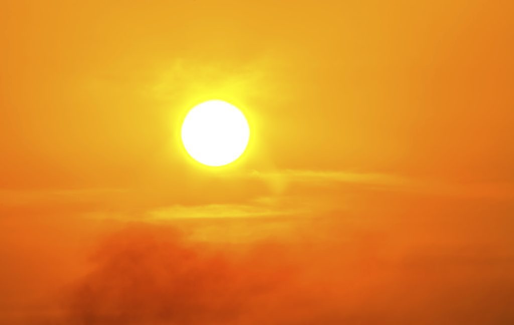 Sicilia nella morsa del caldo, allerta rossa con 37 gradi a Catania e ...