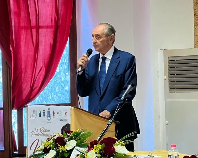 Emmanuele Emanuele, vita da filantropo e premi tra cultura e sociale ...