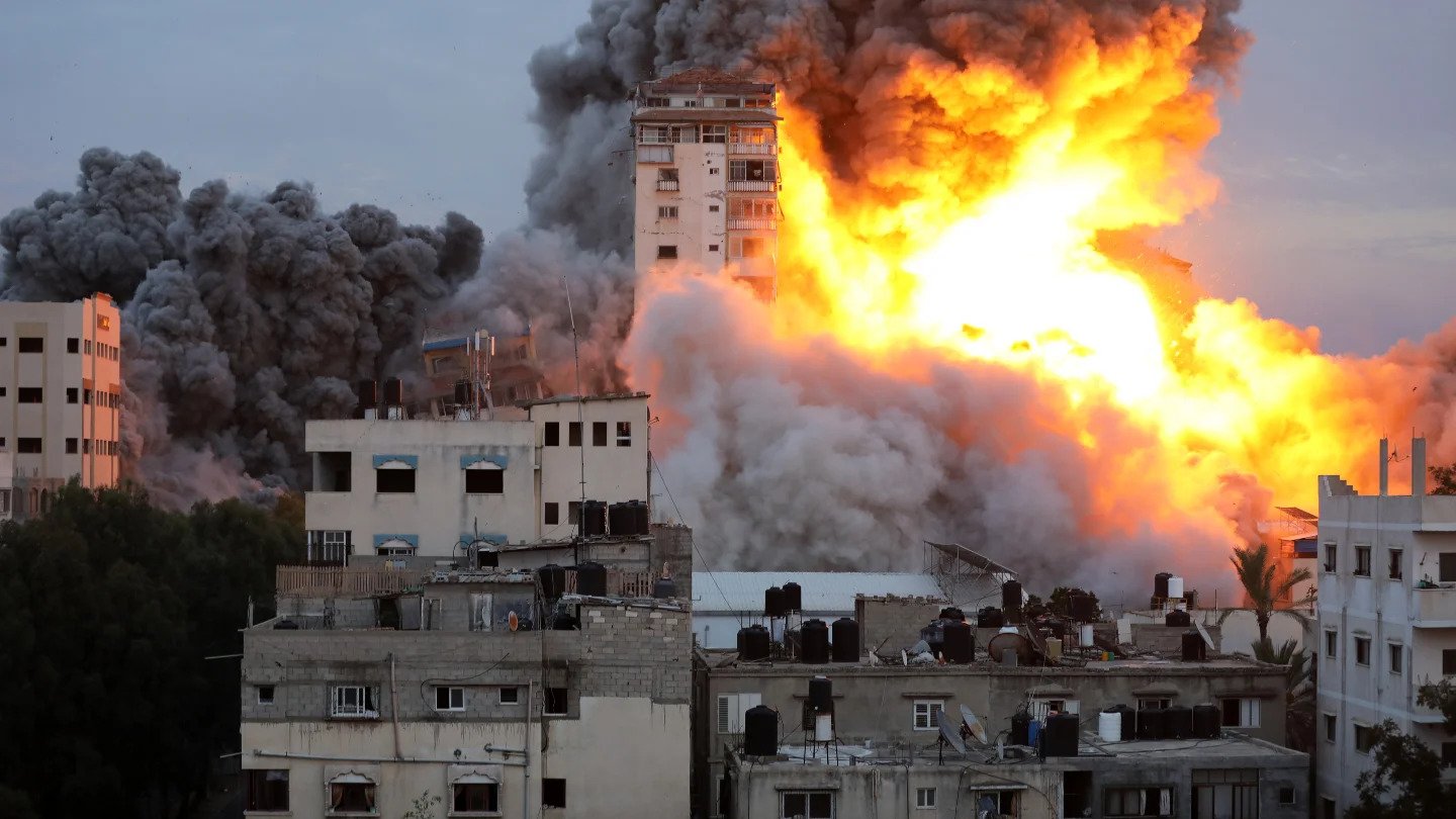 Guerra in Israele, si sta aprendo il fronte in Libano, duro attacco di ...
