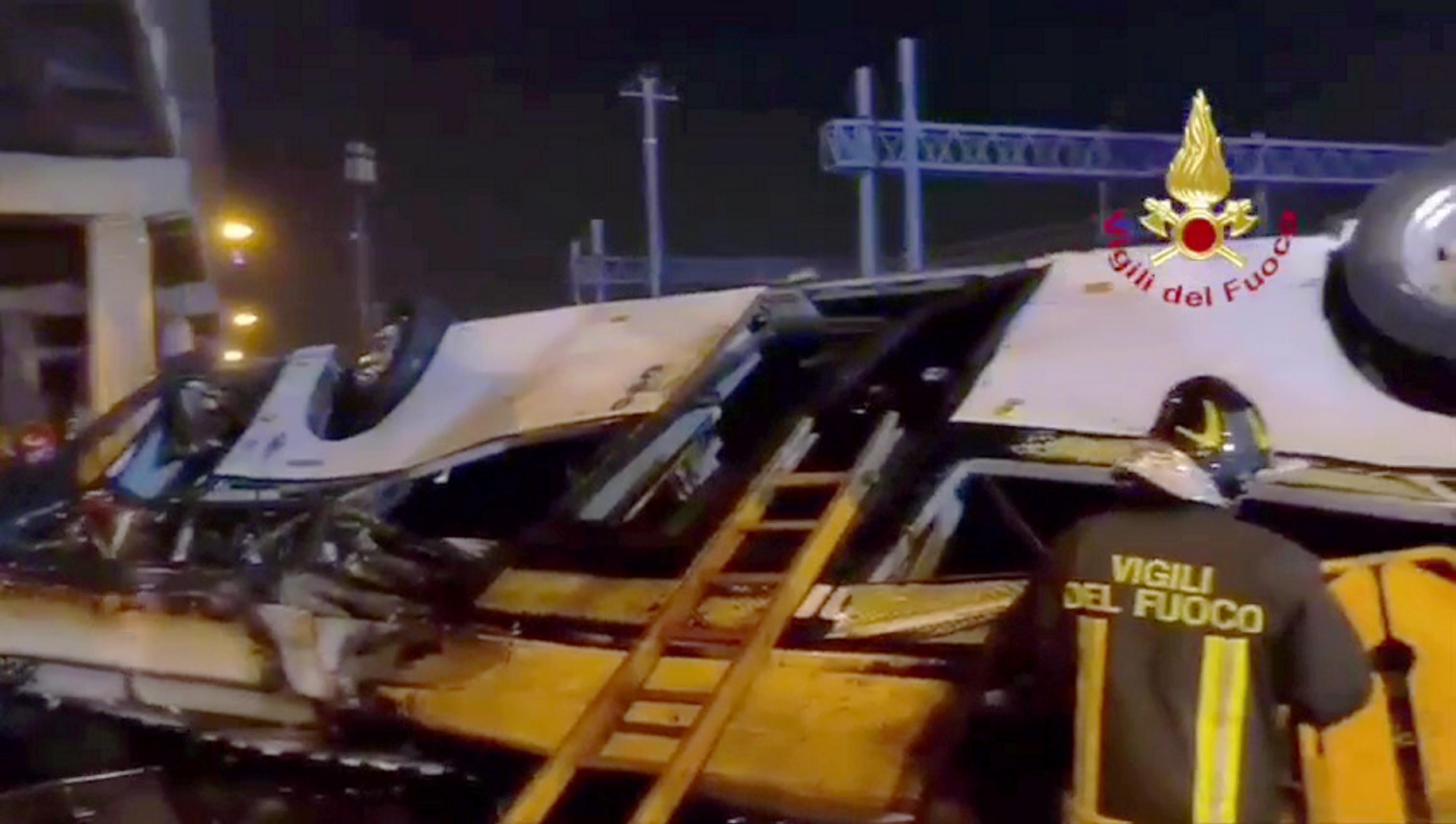 Incidente di Mestre, il video del pullman che precipita