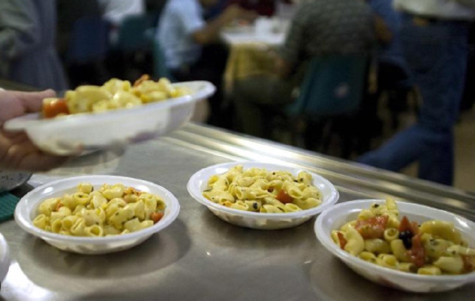 Il Natale dei poveri e dei profughi a Siracusa, "50 ospiti al giorno ...