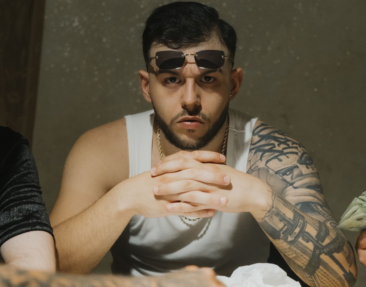 Enzo Benz entra “forte” nella scena rap italiana con il nuovo singolo ...