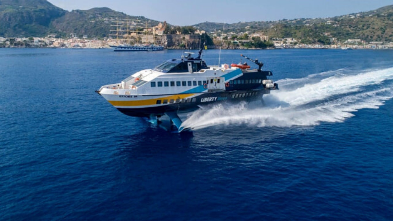 Debutta il biglietto integrato pullman-aliscafo per i passeggeri tra le ...