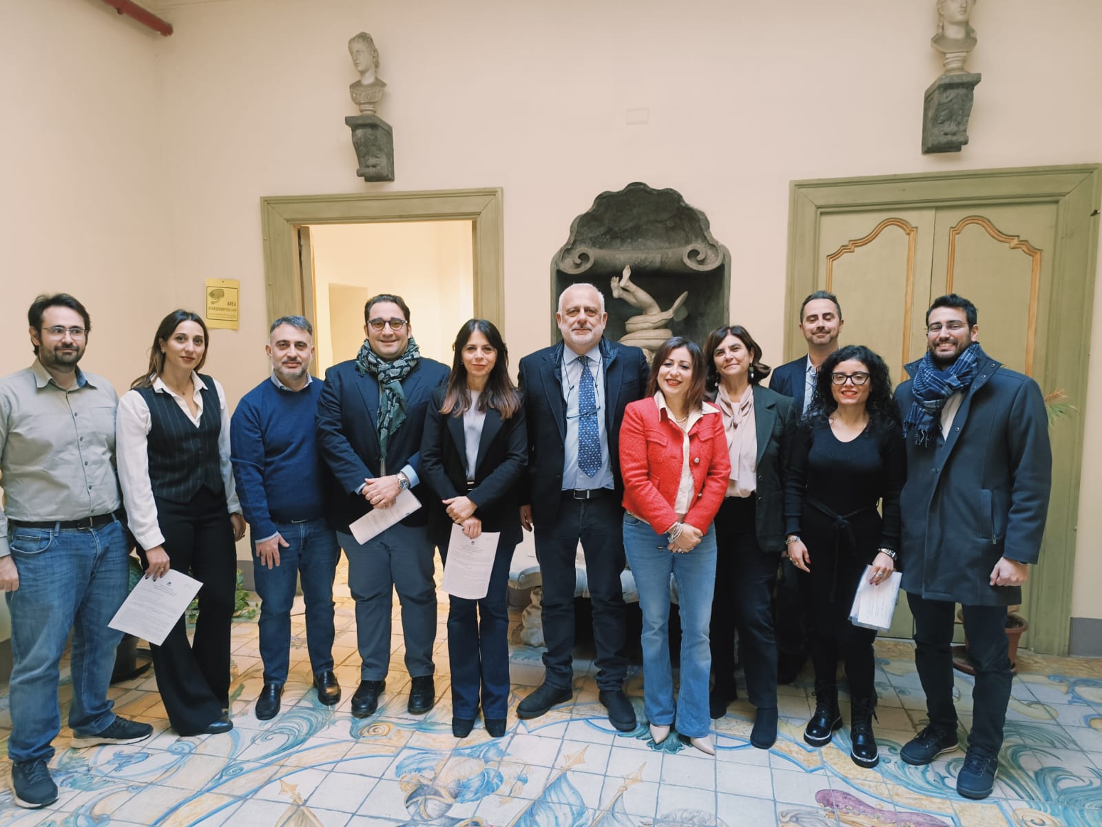 Nove funzionari del Comune di Palermo sottoscrivono il contratto a ...
