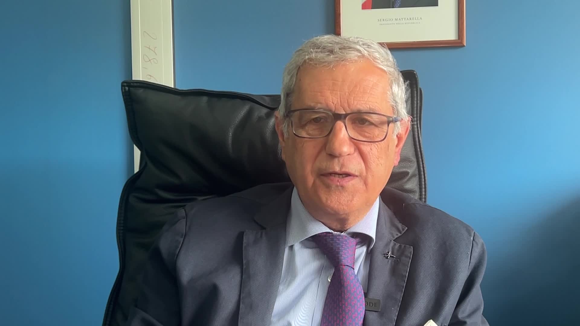 Governo pronto a "silurare" il direttore del Cas dopo lo scontro sul ...