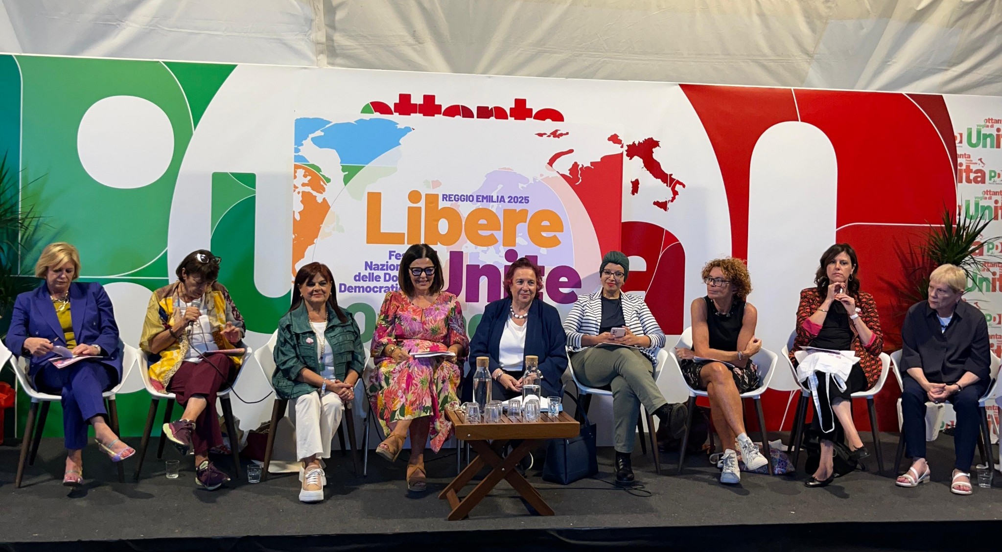 La "sfida" delle "donne democratiche" al governo, Li Calzi alla festa ...