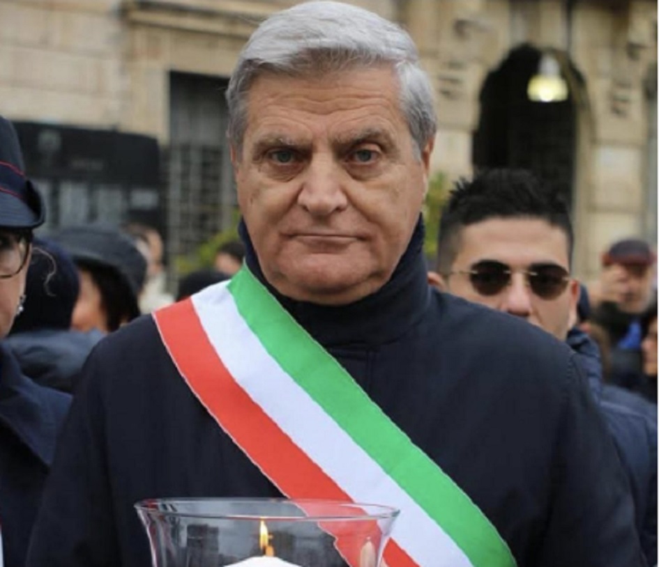 Mpa molla il sindaco di Lentini e gioca la carta della sfiducia, Lo ...