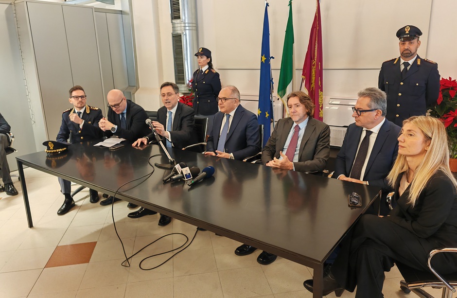 Operazione antimafia a Palermo, de Lucia, "Obiettivo di cosa nostra ...