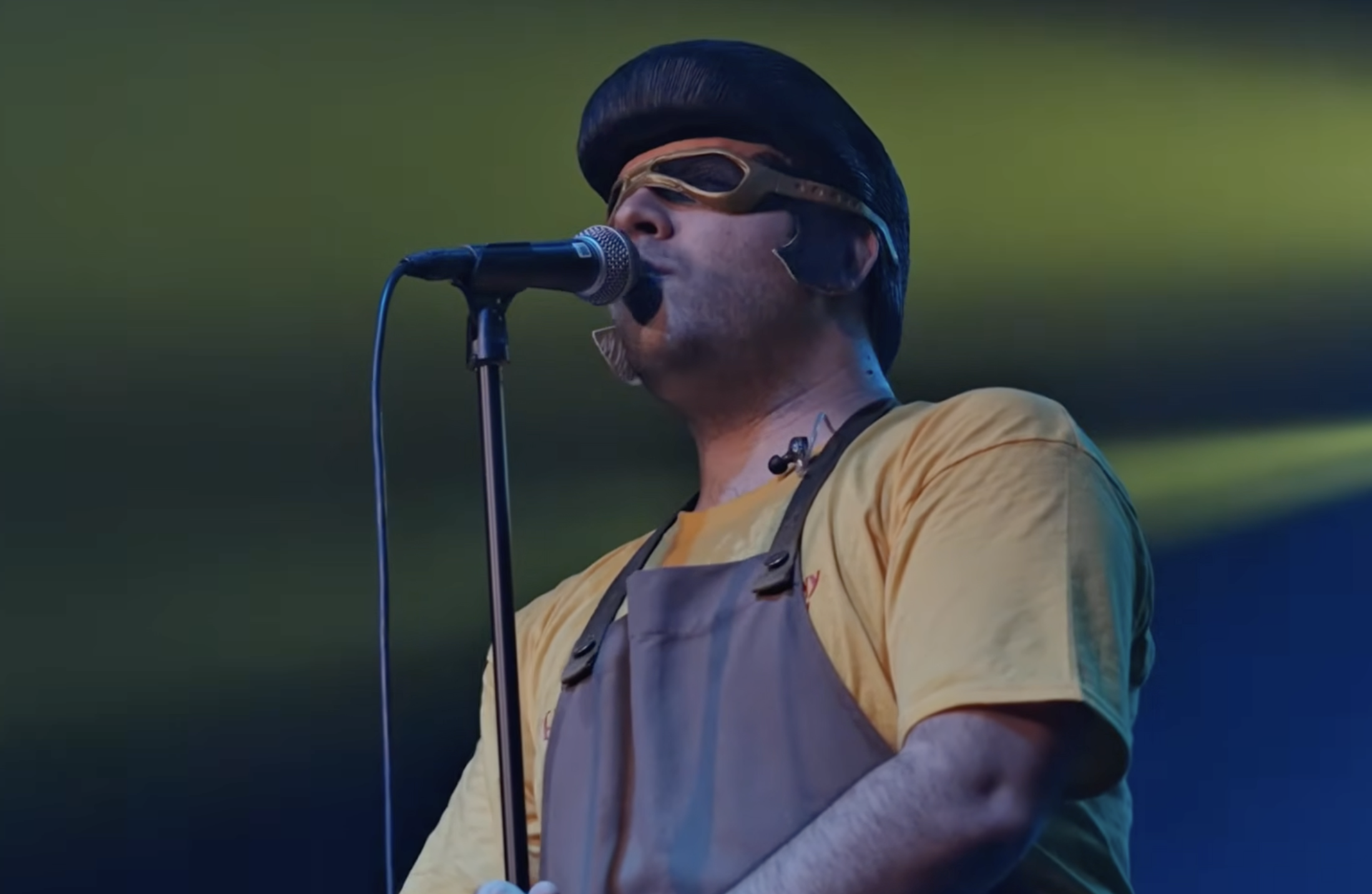 Tony Pitony consacrato in Rai da Fiorello, ecco il siciliano che ...