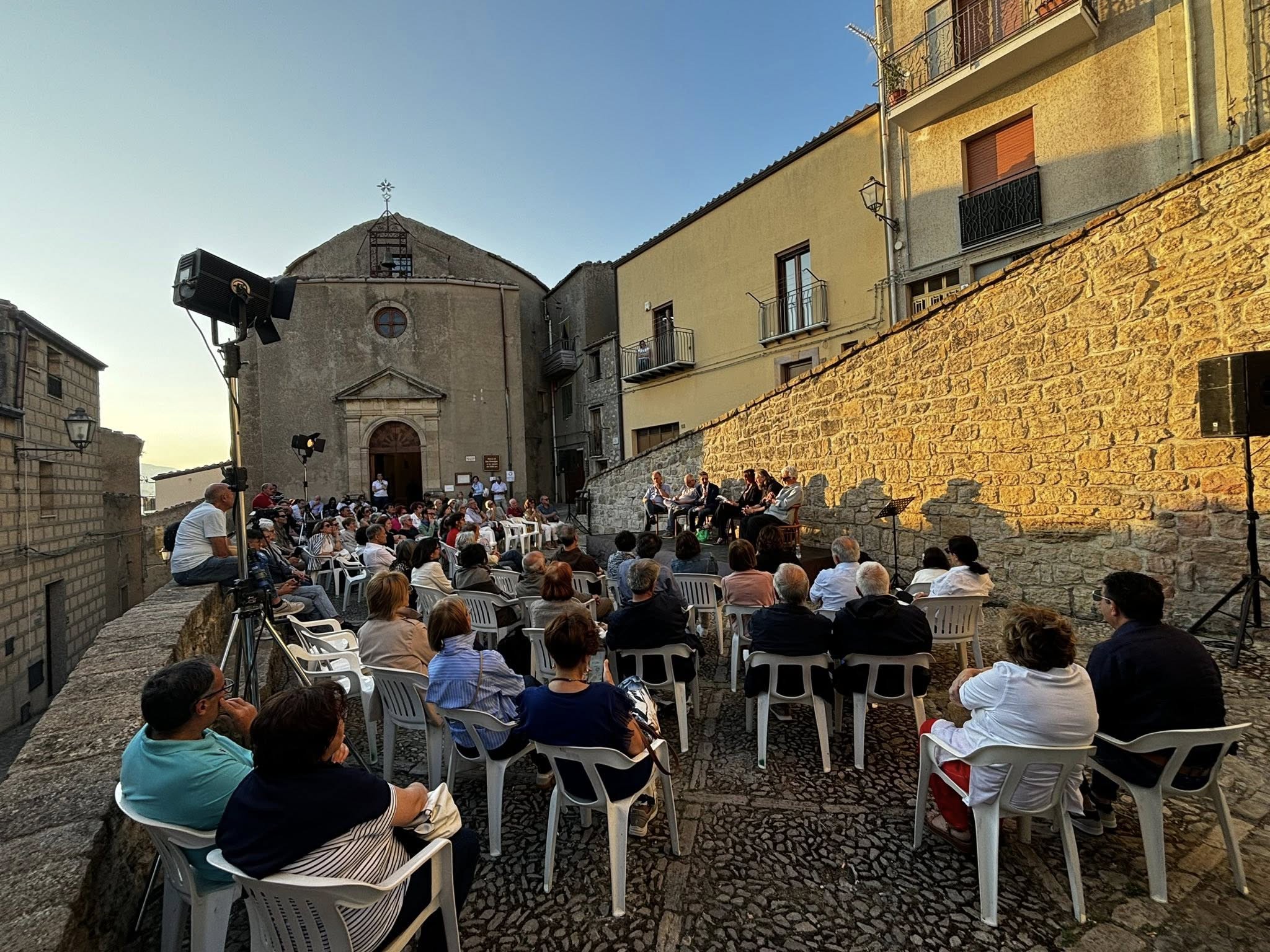 Gangi ospita Omnia 2026: grandi ospiti e riflessioni sulle ingiustizie ...